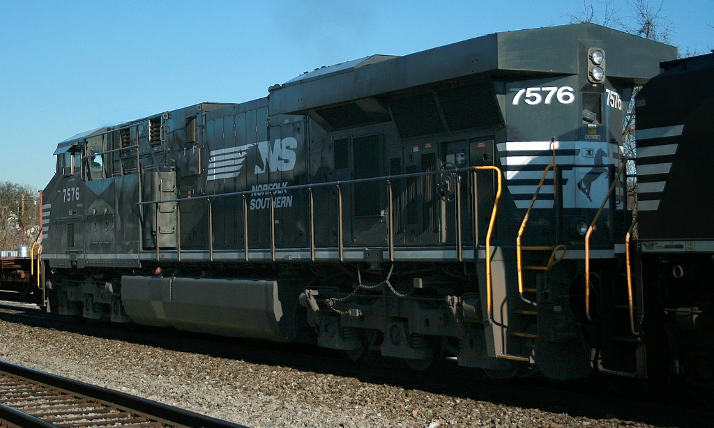 NS 7576